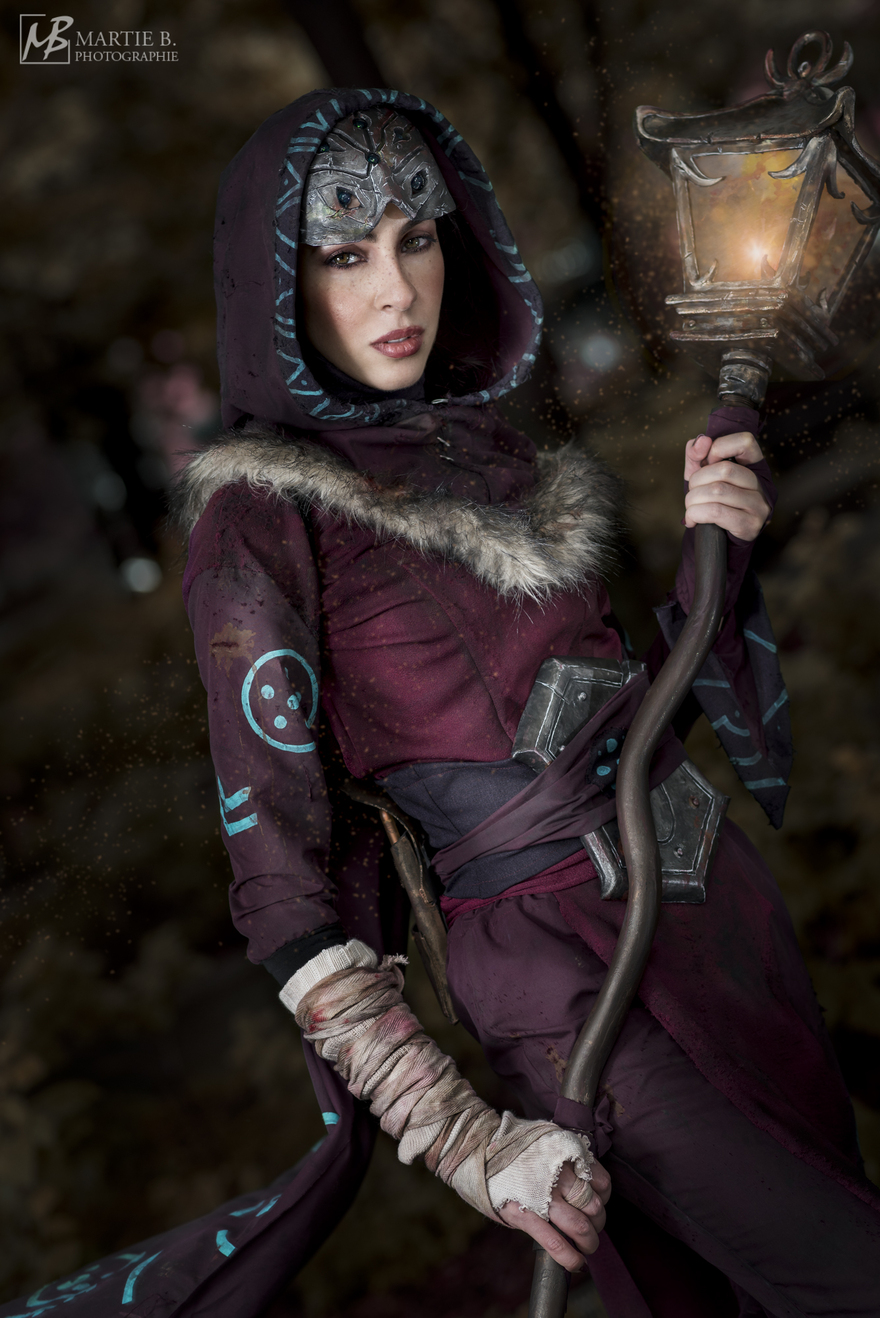 Classic Jax Cosplay - Sofia Ajram